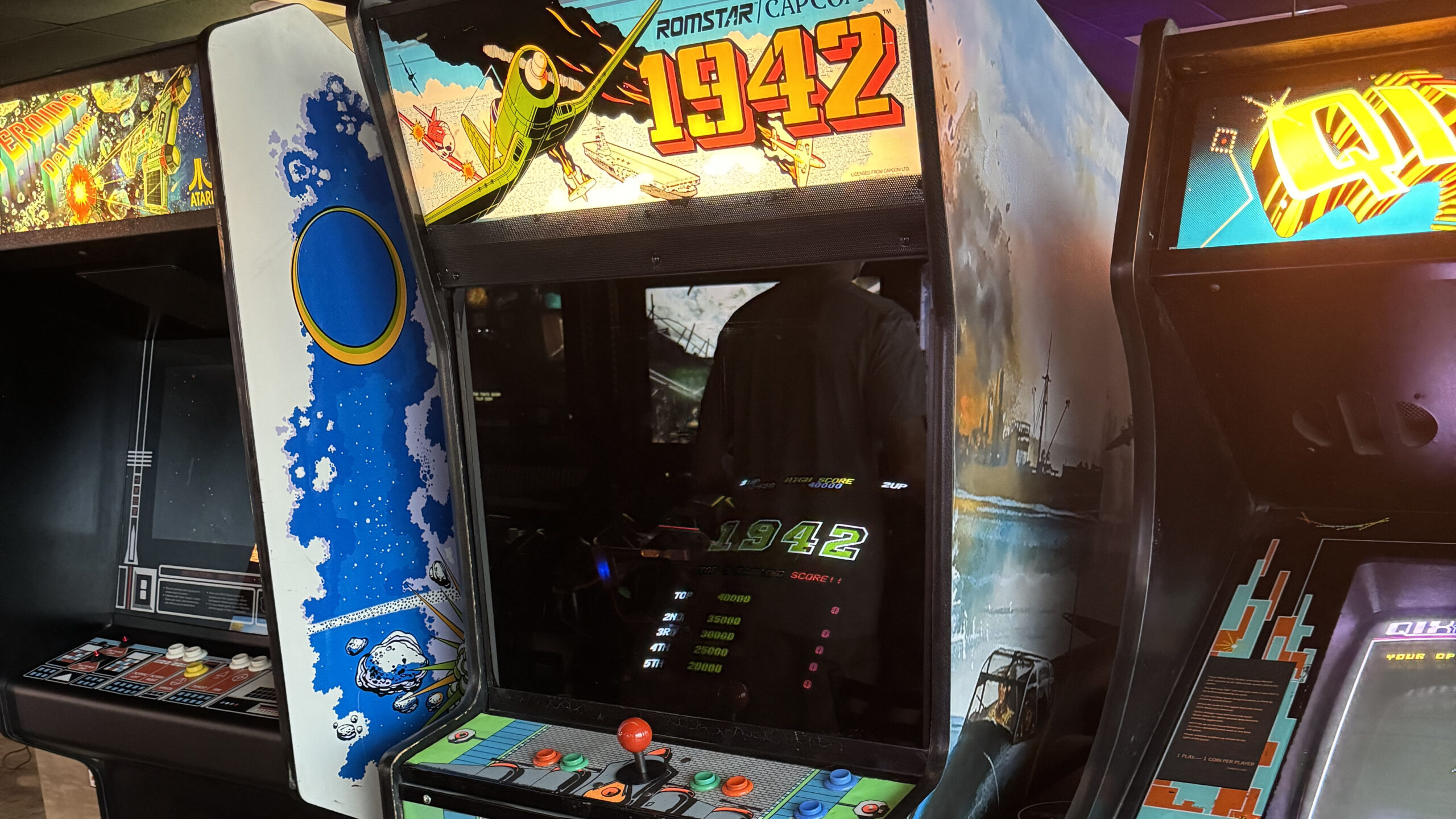 Take to the Skies: Play 1942 at Time Rift Arcade - Time Rift Arcade